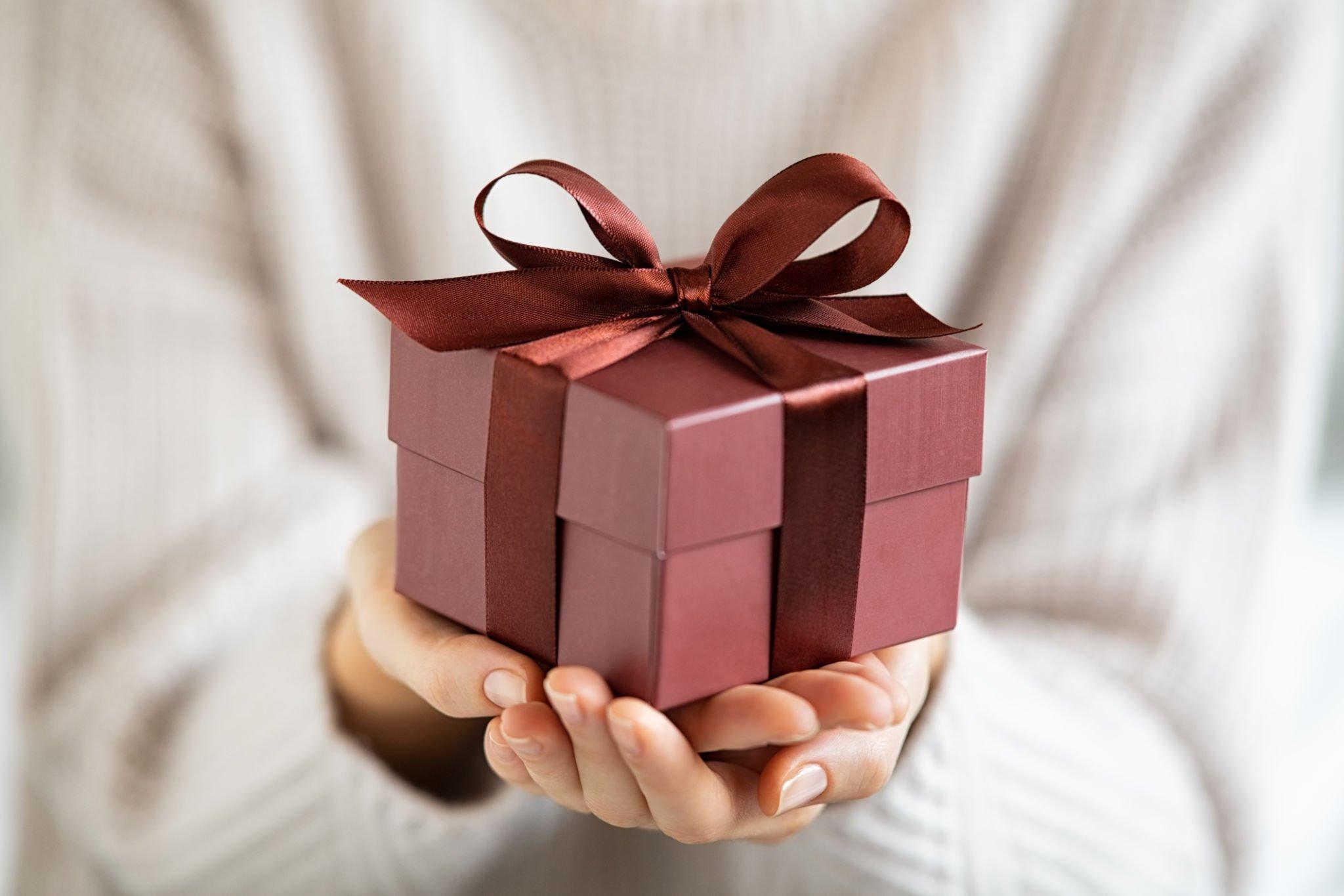 Personalized Gifts – Glam Gift Store